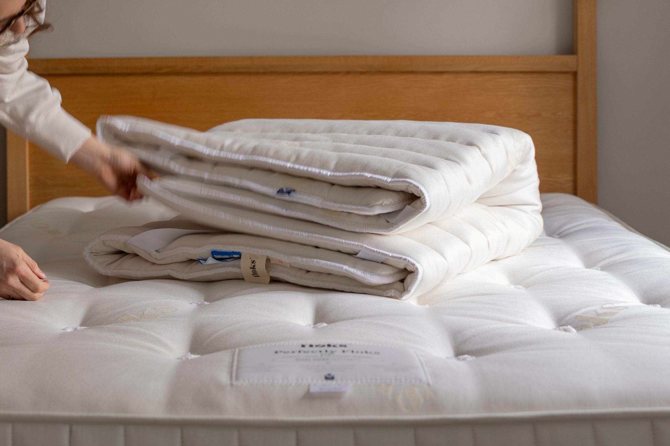 Natural Luxury Sprung Wool Mattresses | Floks | Made in the UK